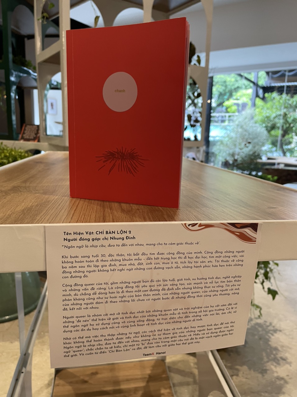 Cặp Kính – Vicky Giap